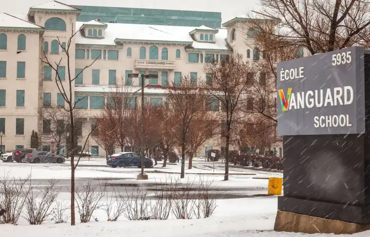 뱅가드 스쿨 | 학교 조언