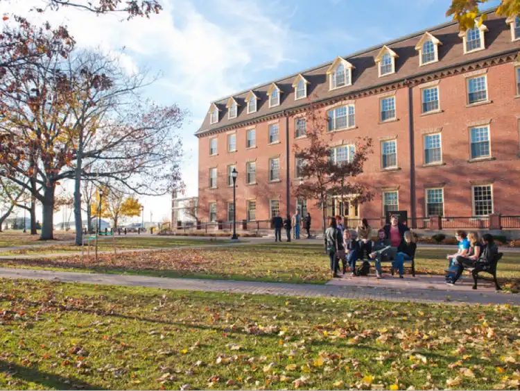 Mount Academy | SchoolAdvice